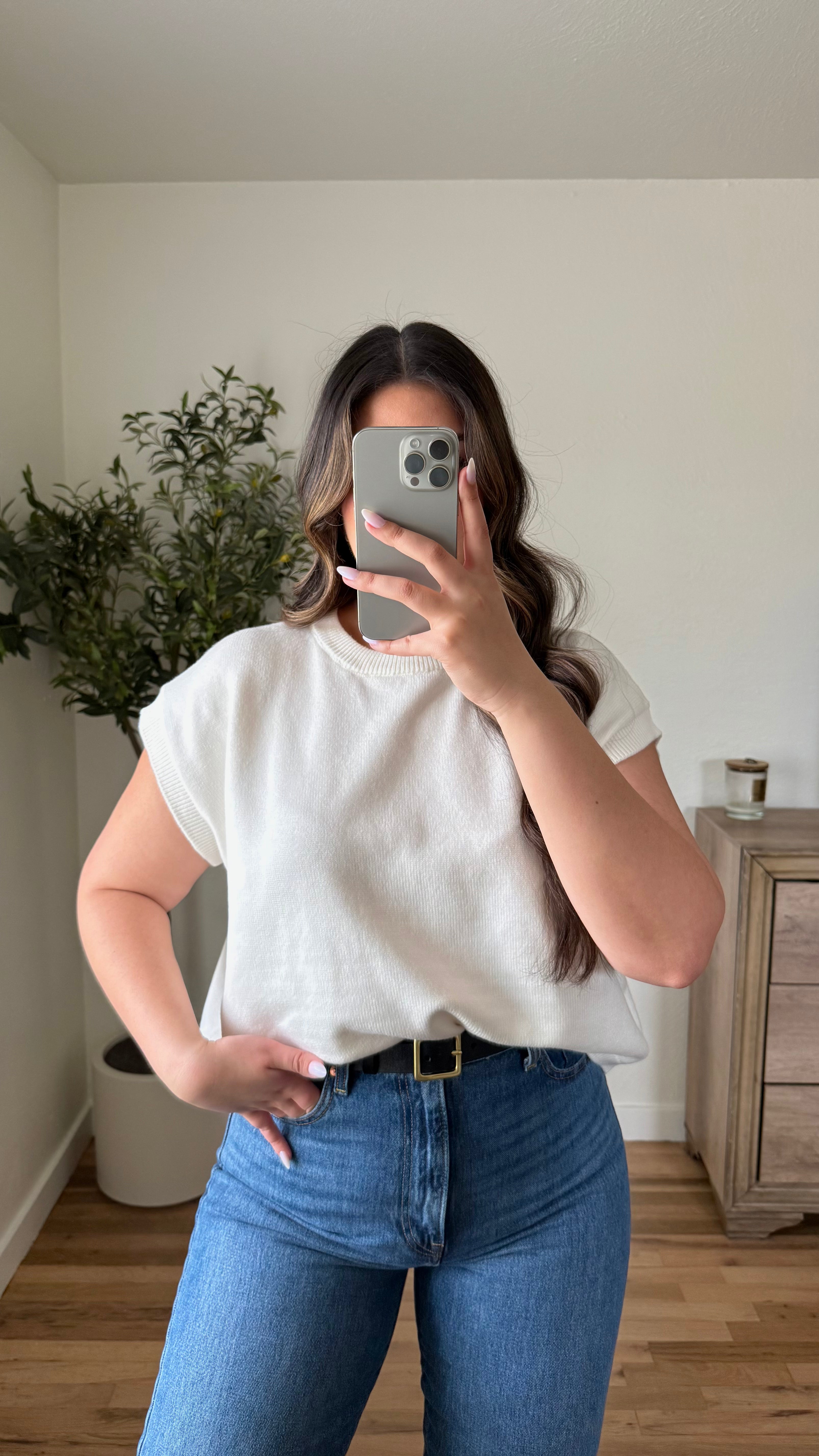 Lina Ivory – Bella & Rein